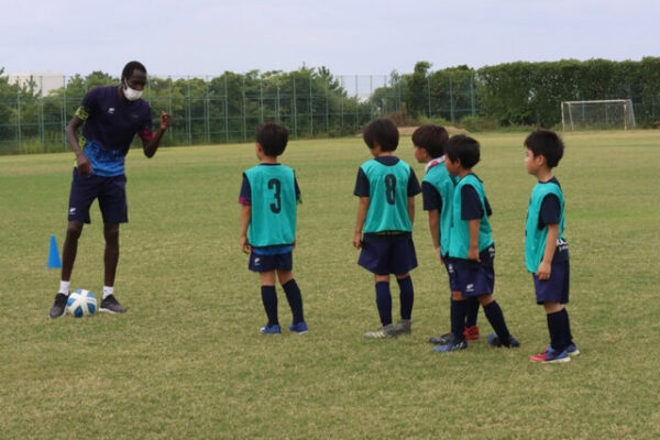 英語サッカースクール「EIGO Football Academy（大阪府）」さんをインタビュー！英語とスポーツを融合させた子ども英会話教室 ...